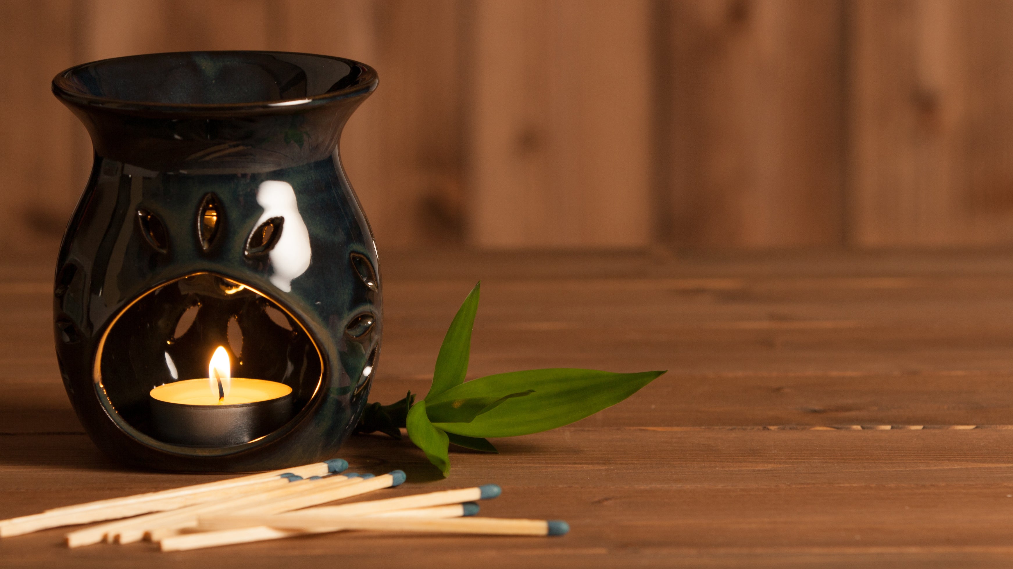 SVEČU AROMĀTU DIFUZORI – www.opium.lv